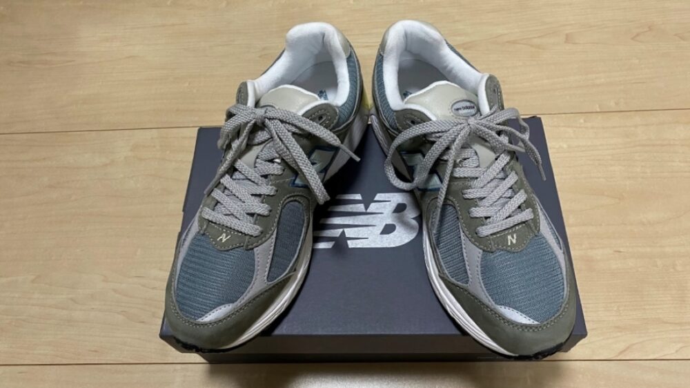 【レビュー】ニューバランスM2002Rのサイズ感や履き心地、コーデ例まで徹底解説！ - NBスニーカーコーデブログ